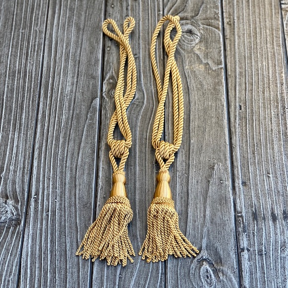 Behemian Dreams | Accents | Set 2 Luxury Gold Tassel Tieback Rope ...